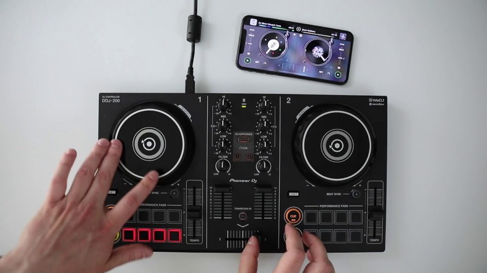 DJ Setup - How To Build Your First DJ Rig! - We Are Crossfader