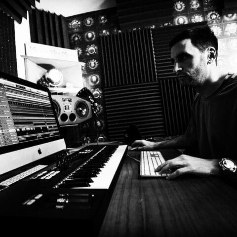 How Chapter & Verse became a famous tech house DJ in his 40s