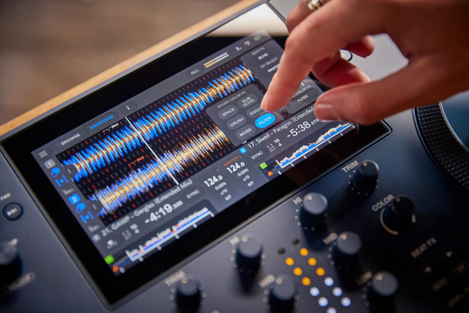 AlphaTheta OMNIS-DUO Review & Walkthrough - We Are Crossfader