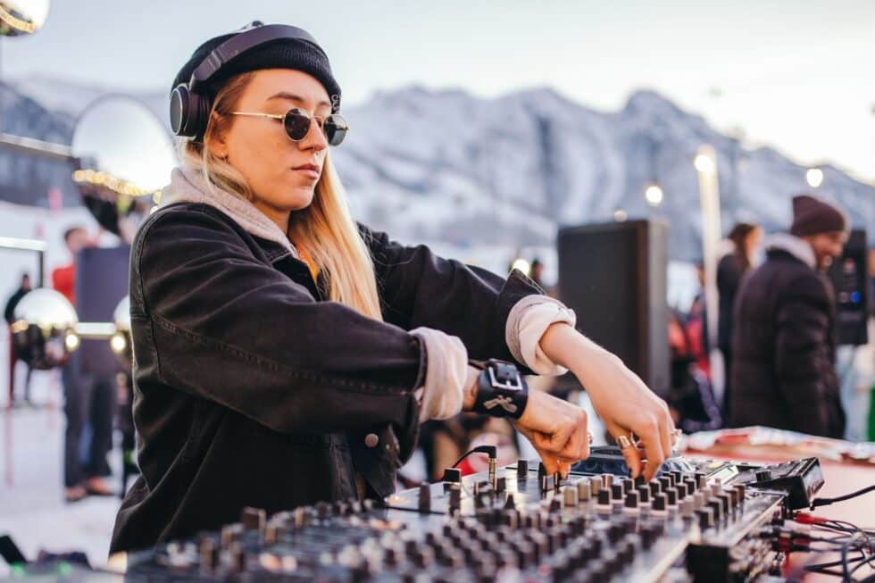 How to mix Drum & Bass - DJ Guide