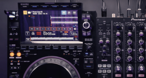 The Major Differences Between CDJs & Controllers
