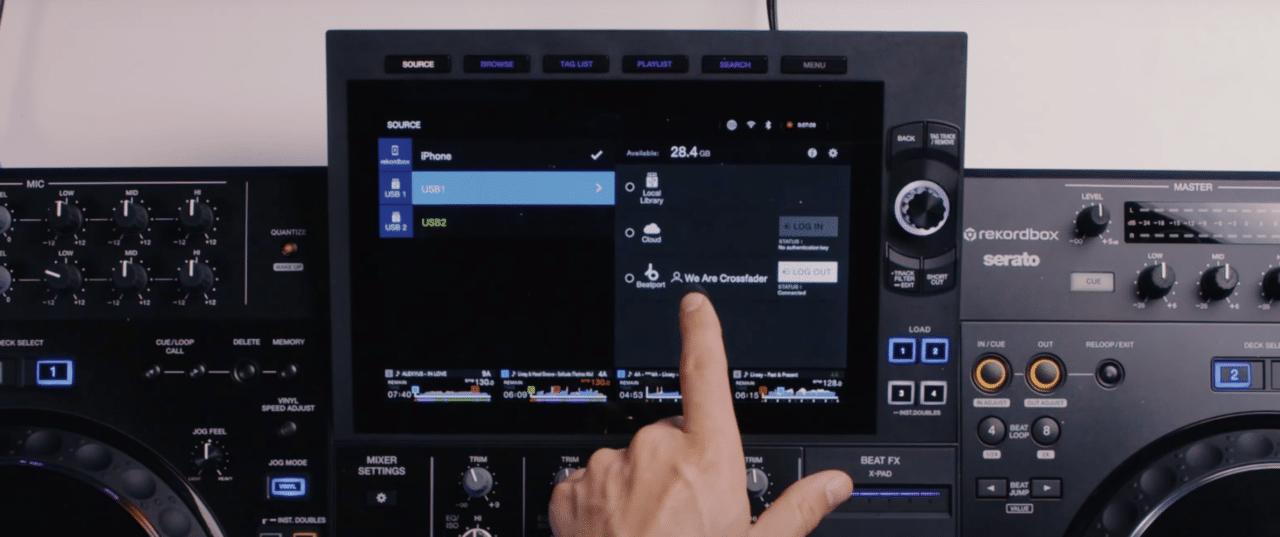 AlphaTheta XDJ-AZ vs. Pioneer DJ XDJ-XZ