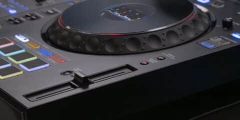 AlphaTheta XDJ-AZ Review - We Are Crossfader